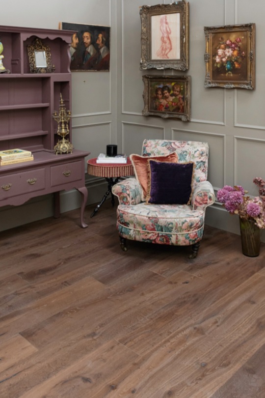 Hampton Aged Oak #6 dark oak UV Oiled Antiqued Oak Engineered Wood ...