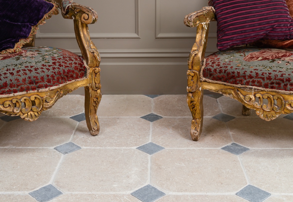 Castile Cabochon stone floor – timeless elegance